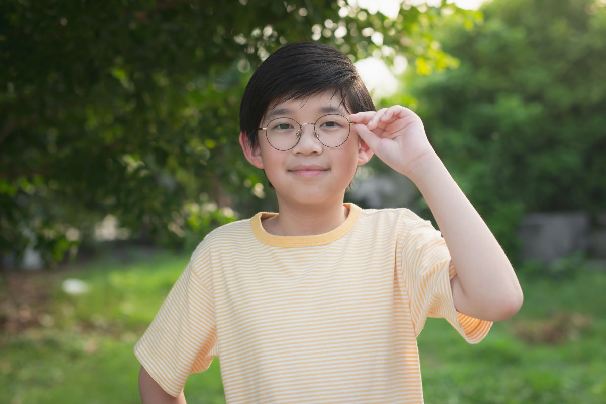 What Are the Benefits of Essilor Stellest Lenses?